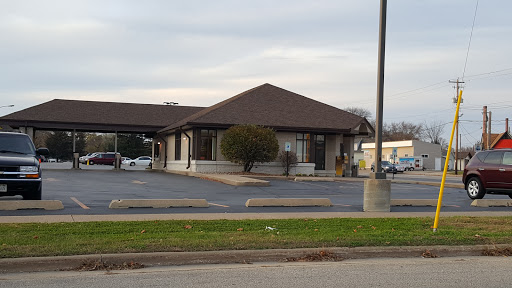 GECU - Loan Services Provider at 225 La Crosse St, La Crosse, WI, 54602 ...